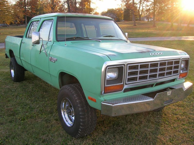 1981 Dodge 250 3/4 ton crewcab 4x4 81